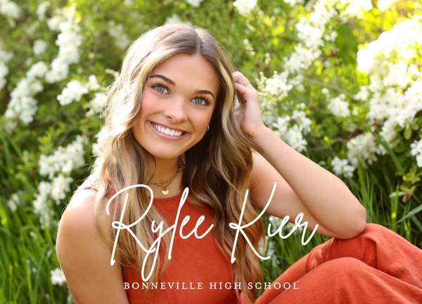 Class of 2022//Rylee - Stone Mountain Press